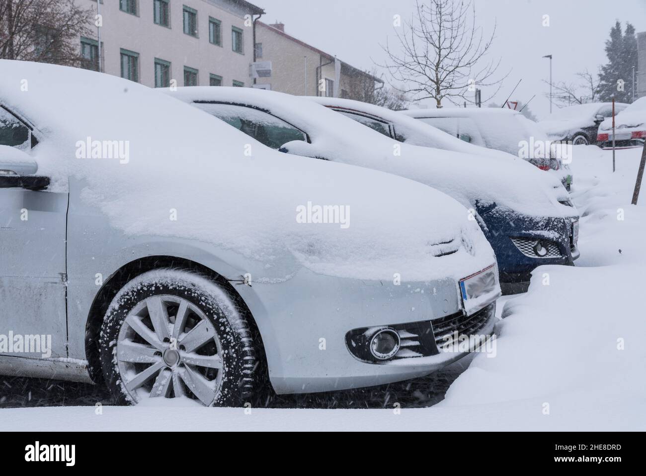 Winter Driving Conditions Due To A Cold Snap - Snow-covered Cars Stock ...