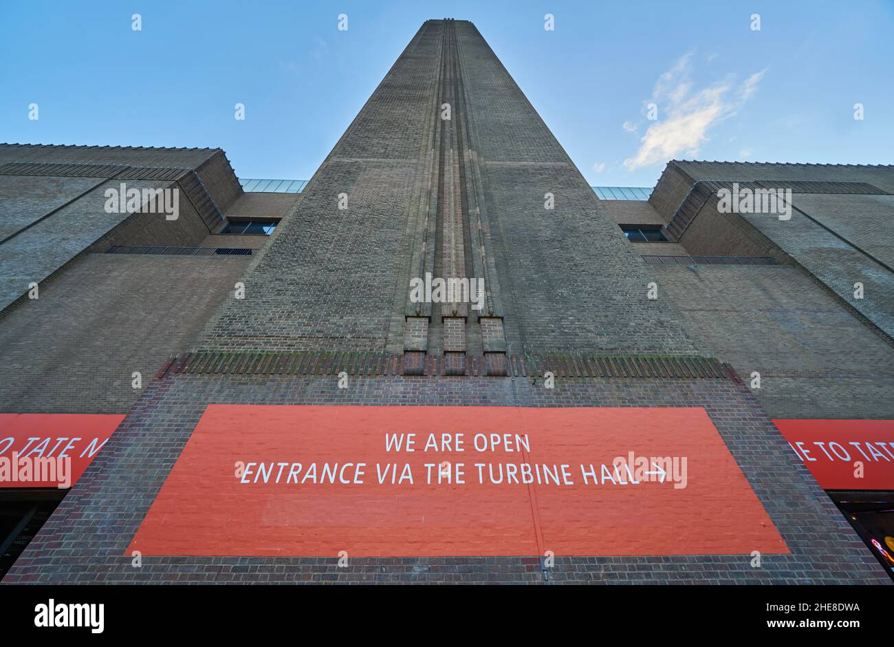 Tate modern musuem hi-res stock photography and images - Alamy