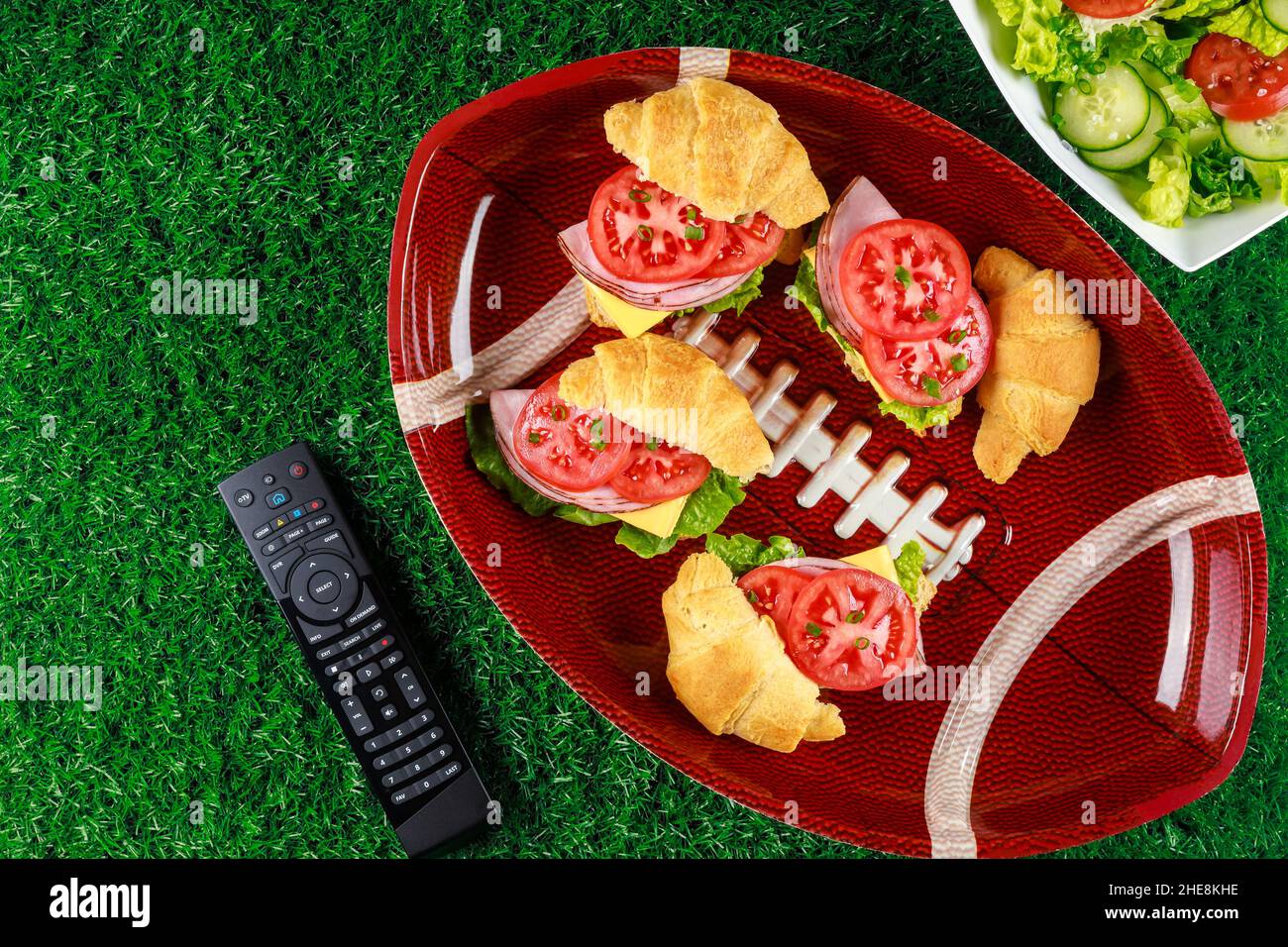 American football fans eating hi-res stock photography and images - Alamy