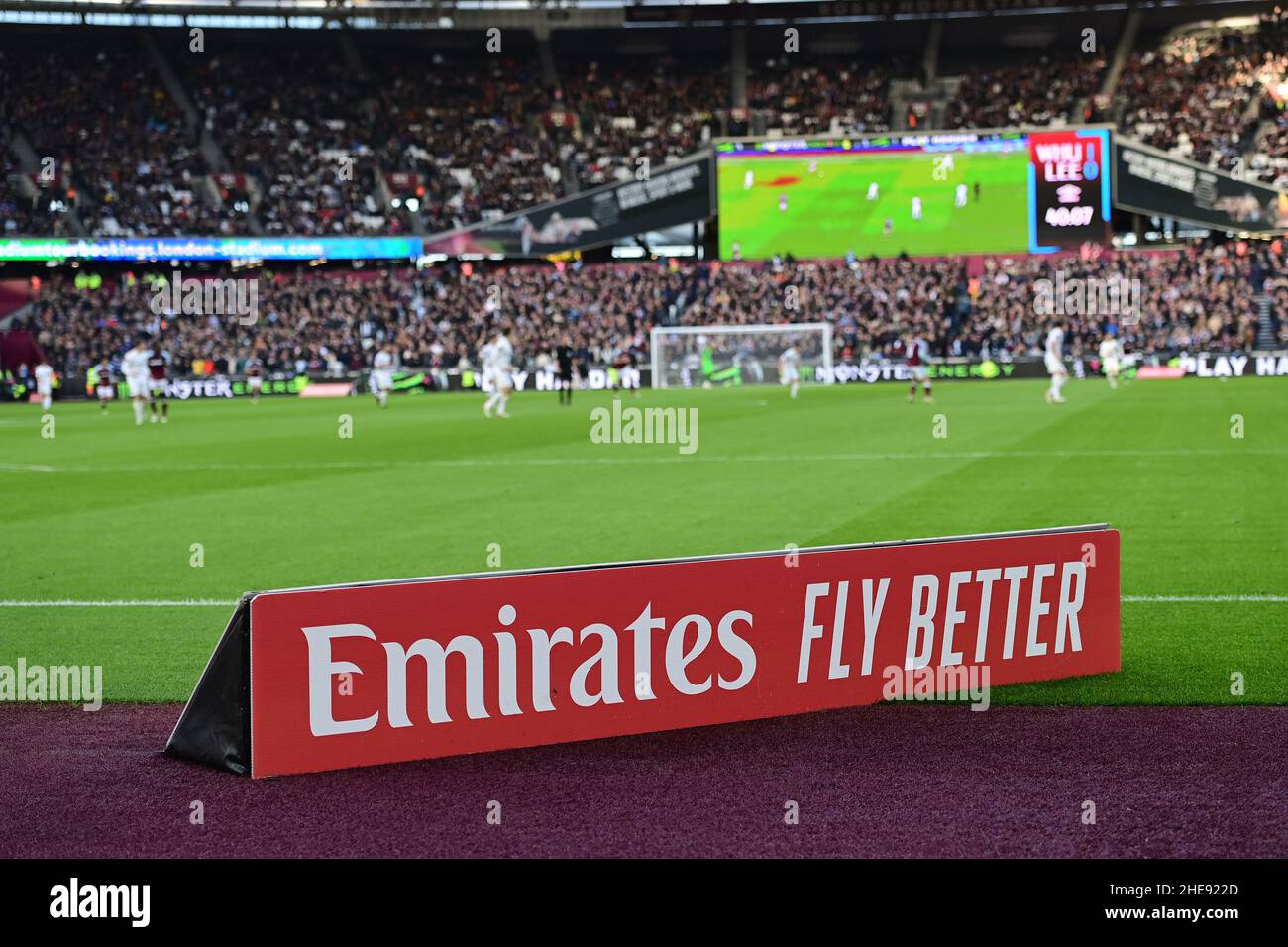 Emirates branding hi-res stock photography and images - Alamy