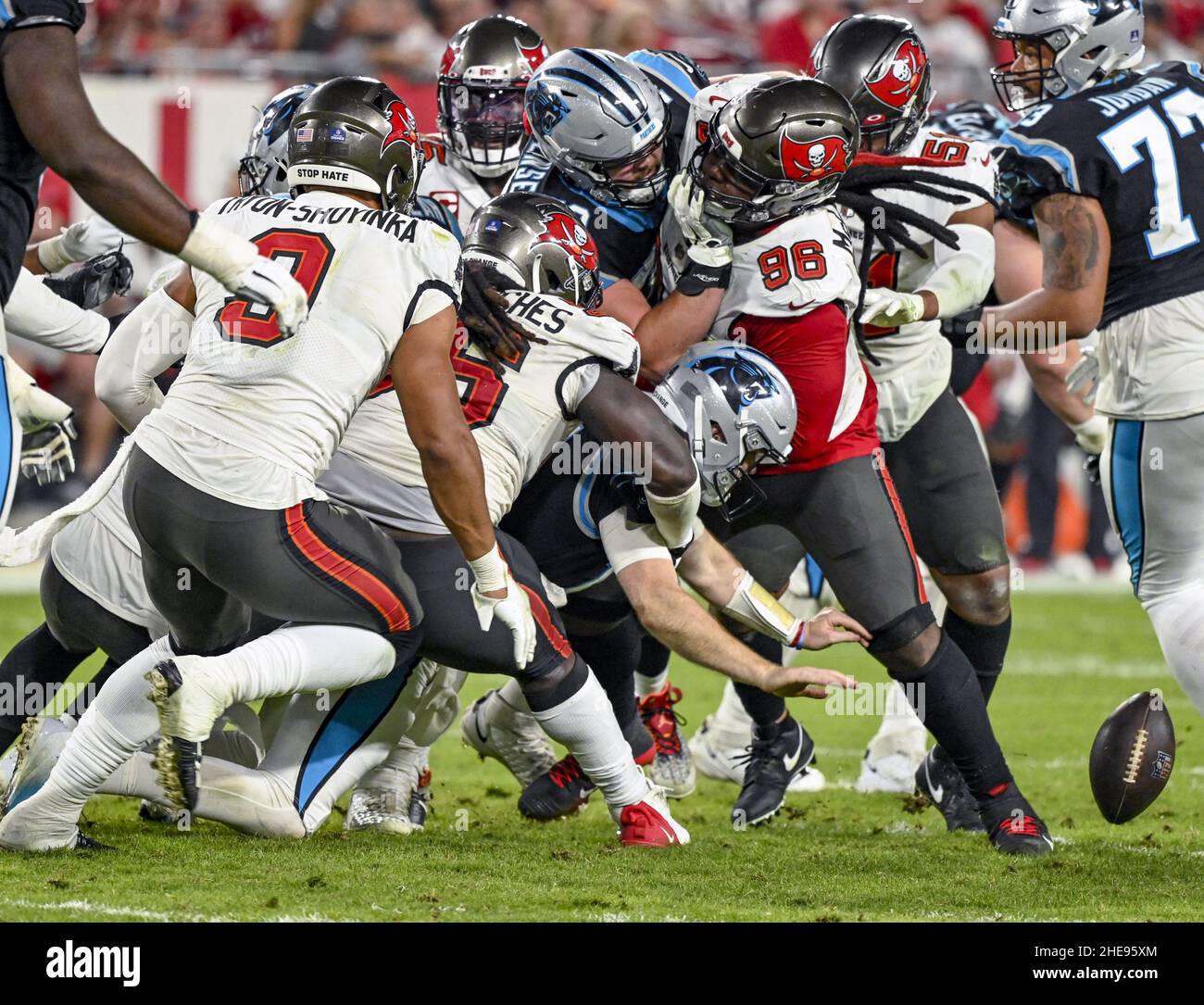 Sam darnold 2022 hi-res stock photography and images - Alamy