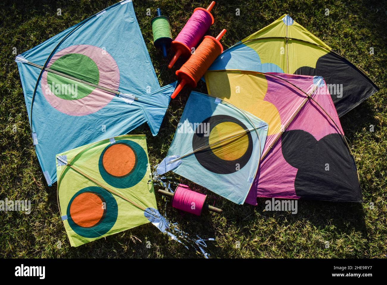 Types of kites hi-res stock photography and images - Alamy