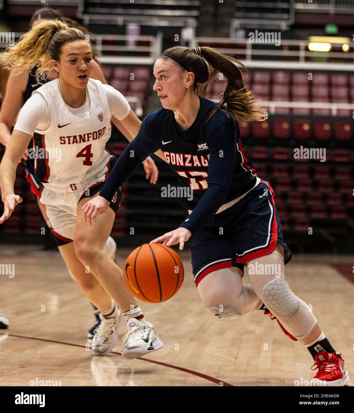January 09, 2022 Stanford, CA, U.S.A. Gonzaga Bulldogs guard Cierra ...