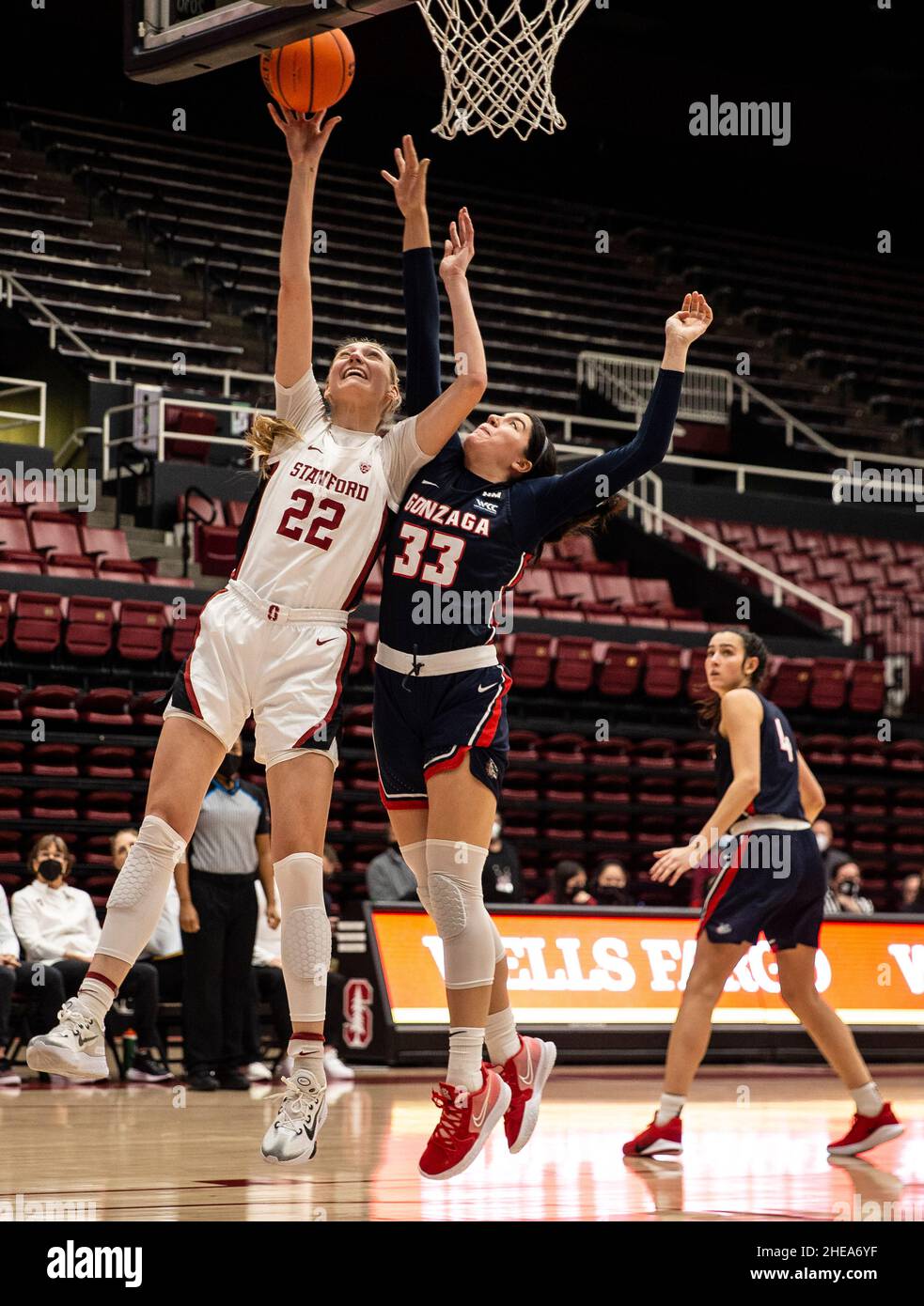 Stanford, CA, USA. 09th Jan, 2022. A. Stanford forward Cameron Brink ...