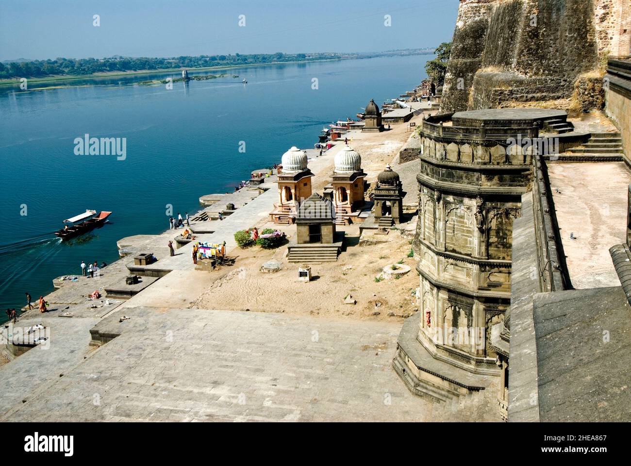 Narmada ghat hi-res stock photography and images - Alamy