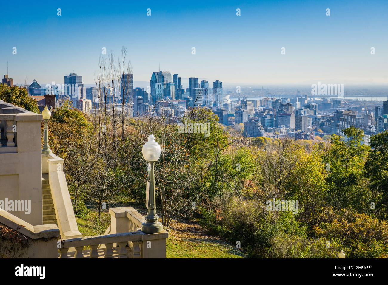 Mont royal viewpoint hi-res stock photography and images - Alamy
