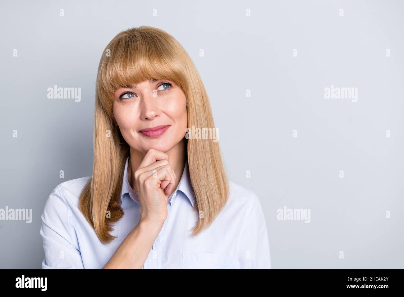 Portrait of attractive cheerful experienced bewildered girl making ...