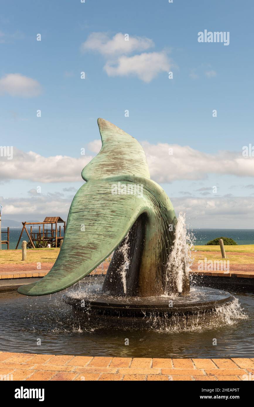 Whale tail fountain hi-res stock photography and images - Alamy