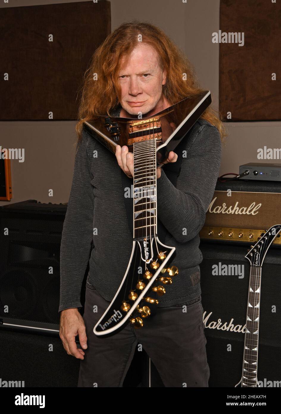 Deerfield Beach. 08th Jan, 2022. Dave Mustaine of Megadeath poses for a ...