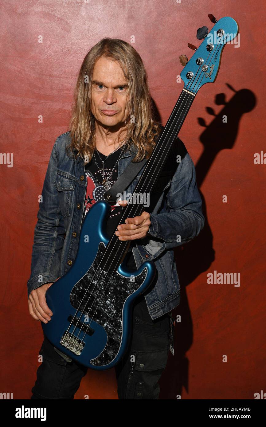 Deerfield Beach. 08th Jan, 2022. Tony Franklin poses for a portrait ...