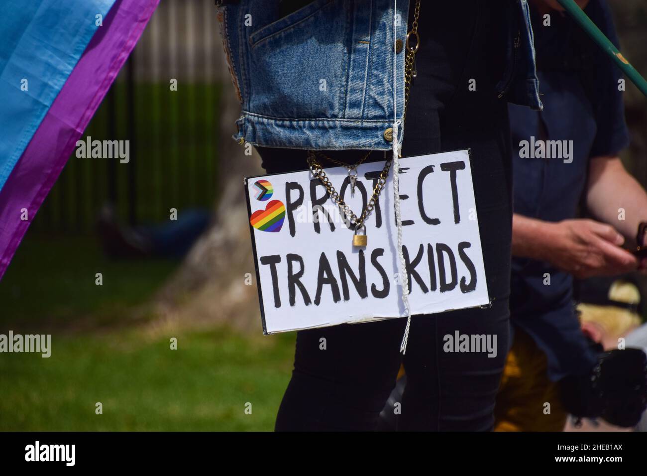 Trans children flag hi-res stock photography and images - Alamy