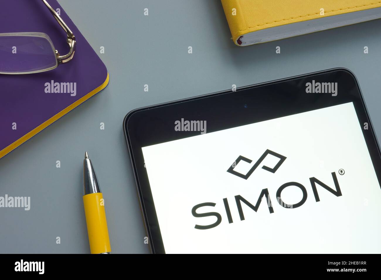 Investment logos hi-res stock photography and images - Alamy