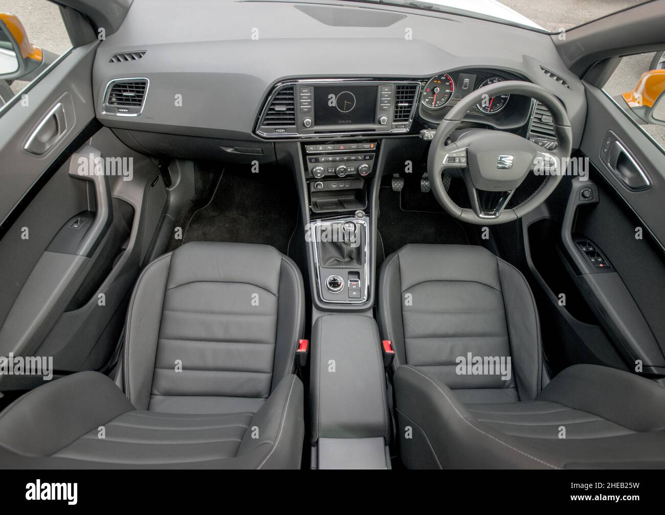 2016 SEAT Ateca Spanish built VW group SUV Stock Photo - Alamy