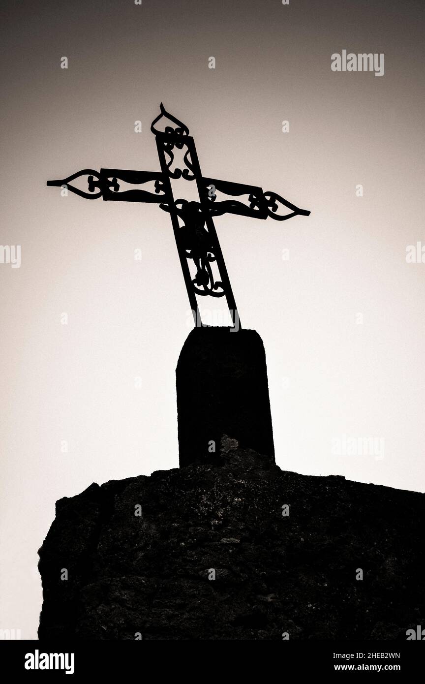 Clear cross hi-res stock photography and images - Alamy