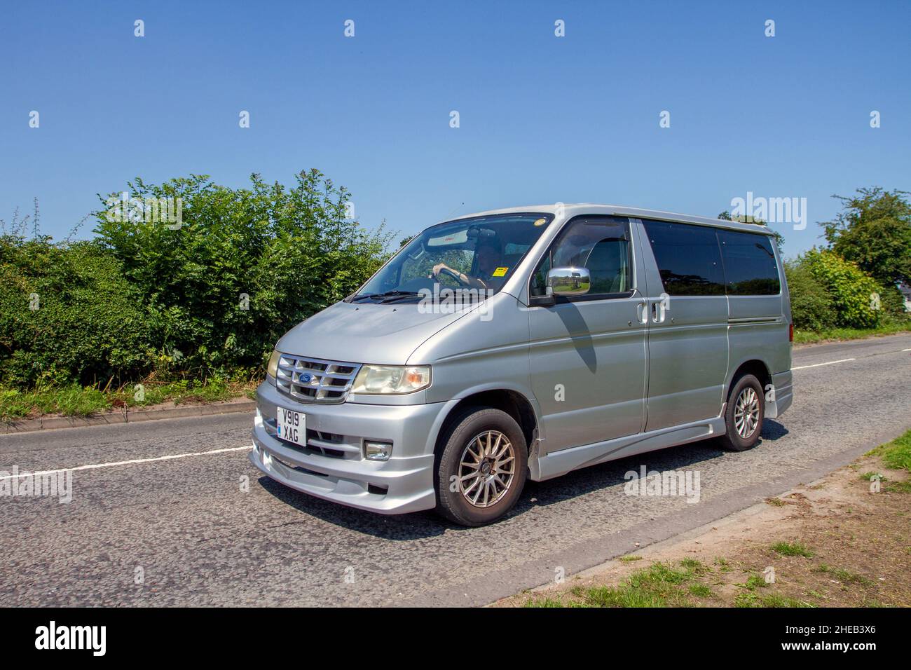 2000 Ford Freda ( 8-seater Mazda Bongo Friendee minivan), 1990cc petrol ...