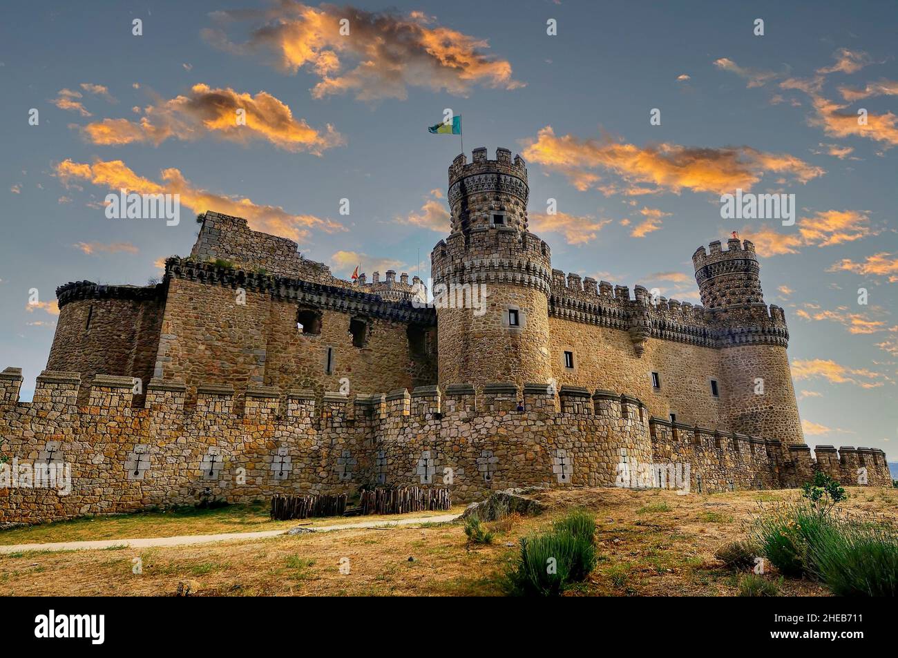 Madrid fortress hi-res stock photography and images - Alamy