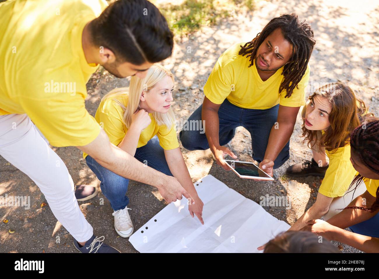 Treasure hunt map hi-res stock photography and images - Alamy