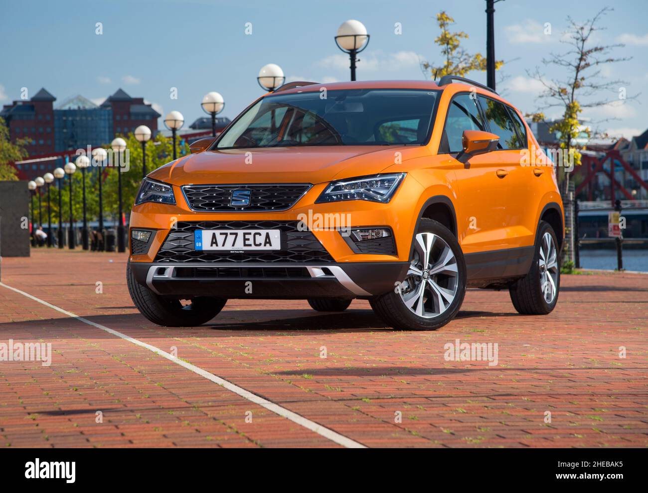 2016 SEAT Ateca Spanish built VW group SUV Stock Photo - Alamy