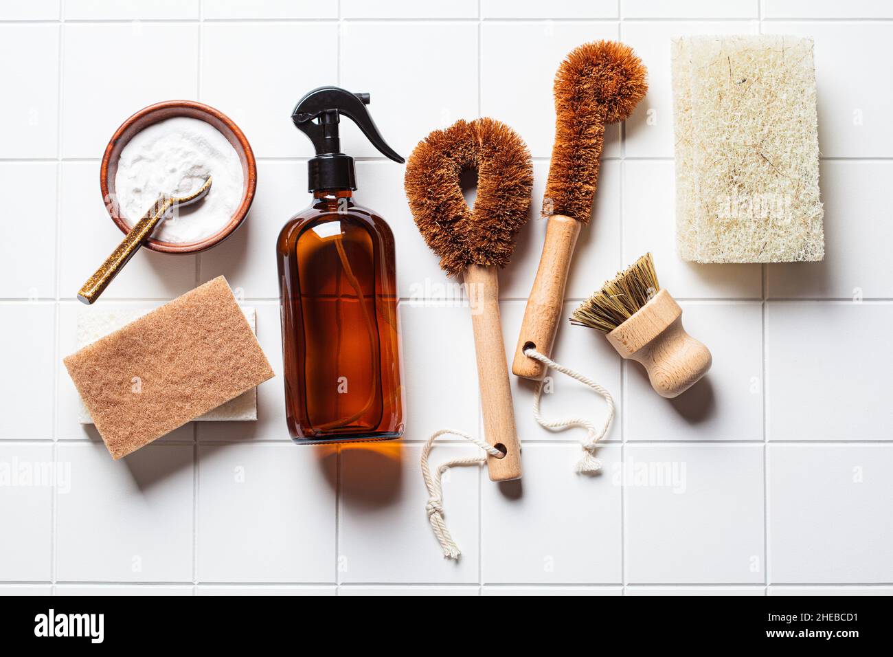 Eco home cleaning accessories. Natural brushes, sponges and organic ...
