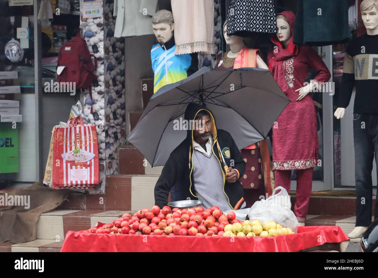 January 10, 2022, Poonch, Jammu and Kashmir, India: A fruit vendor ...