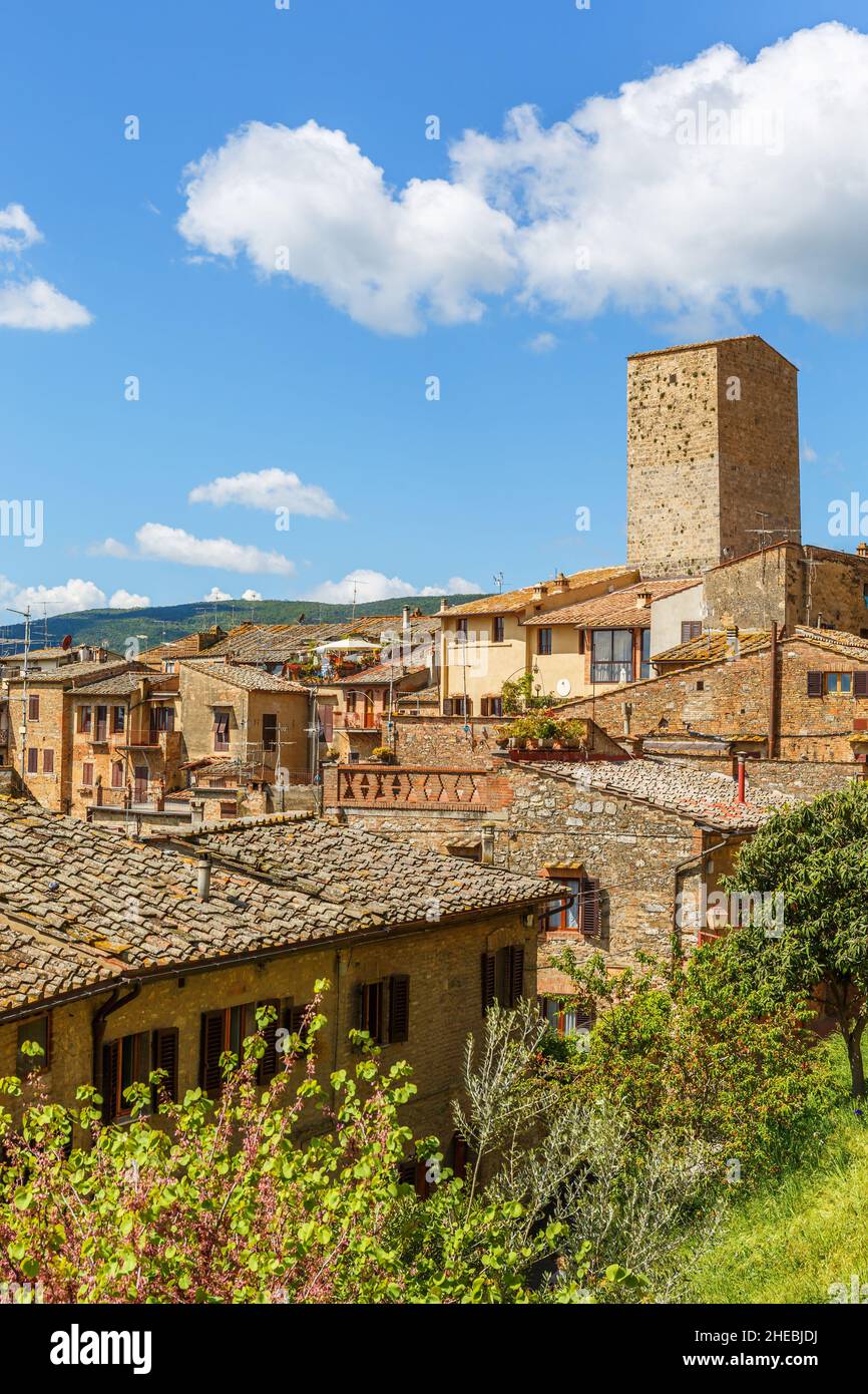 Residential building in an old Italian village Stock Photo - Alamy