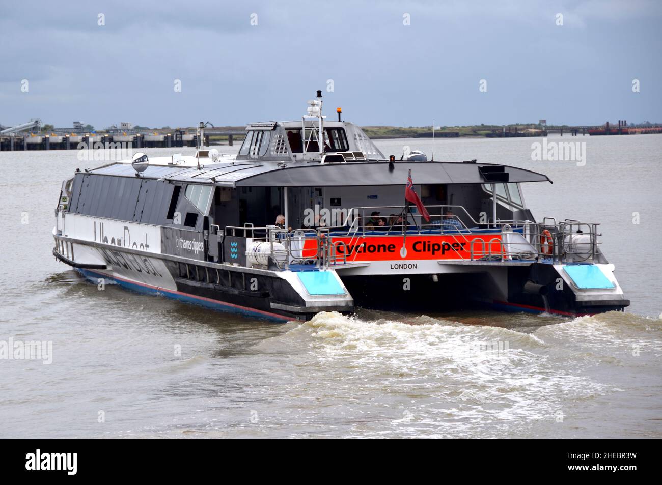 06/01/2022 Gravesend UK Gravesend’s Grade II listed Town Pier the ...