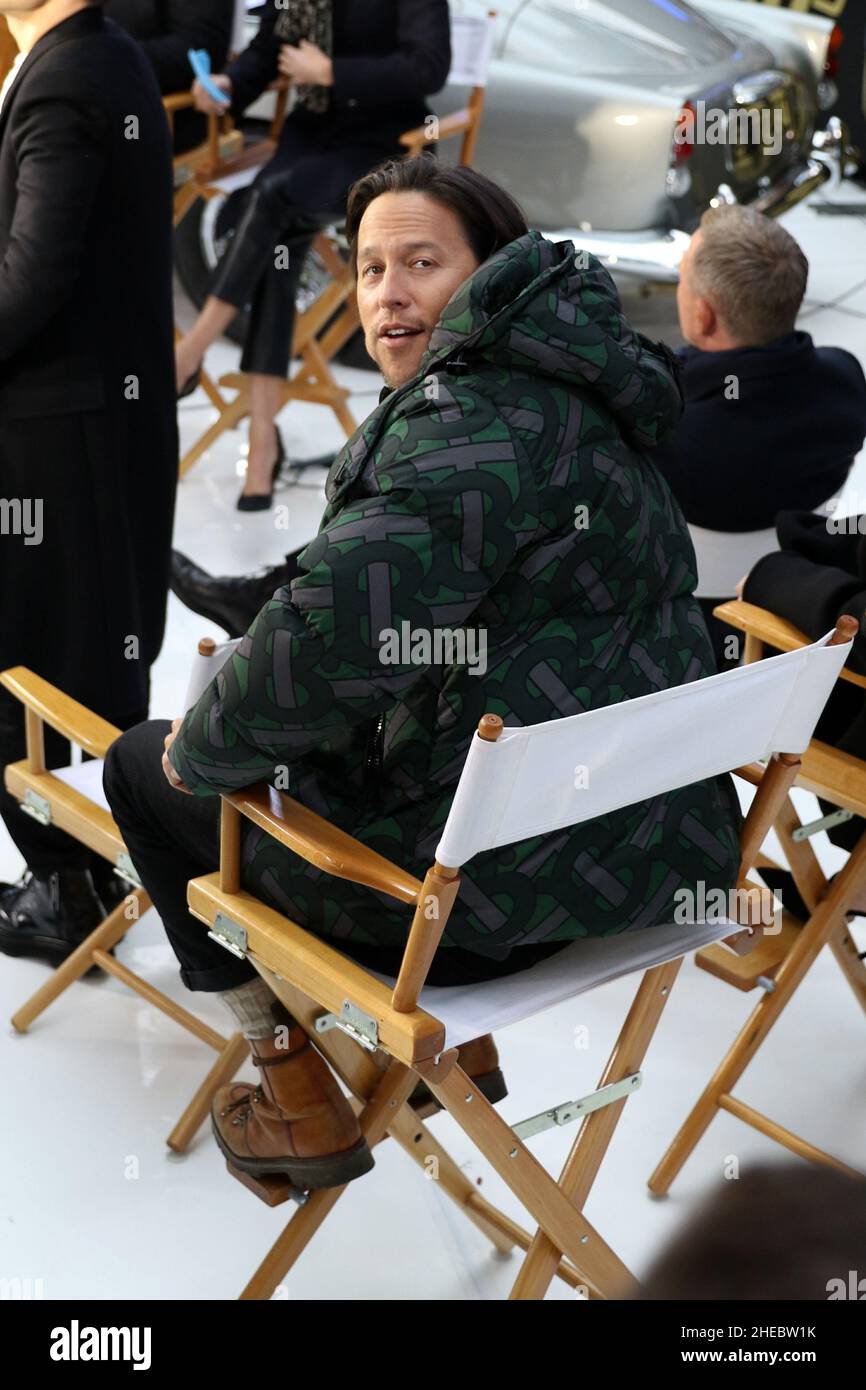 New York - NY - 20191204 The cast and director of James Bond No Time To ...