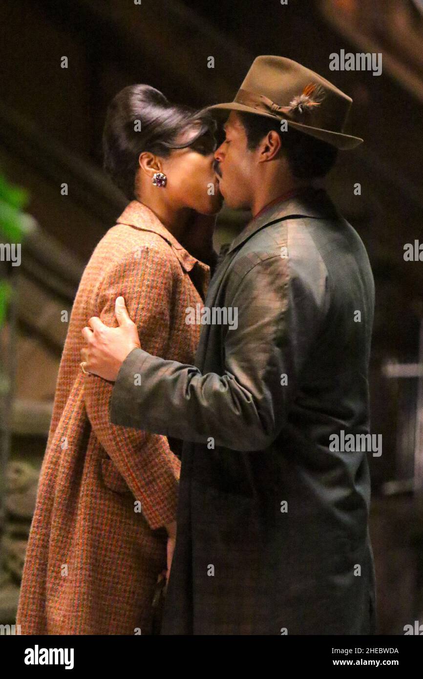 New York Ny 20191106 Jennifer Hudson And Marlon Wayans Share A Kiss