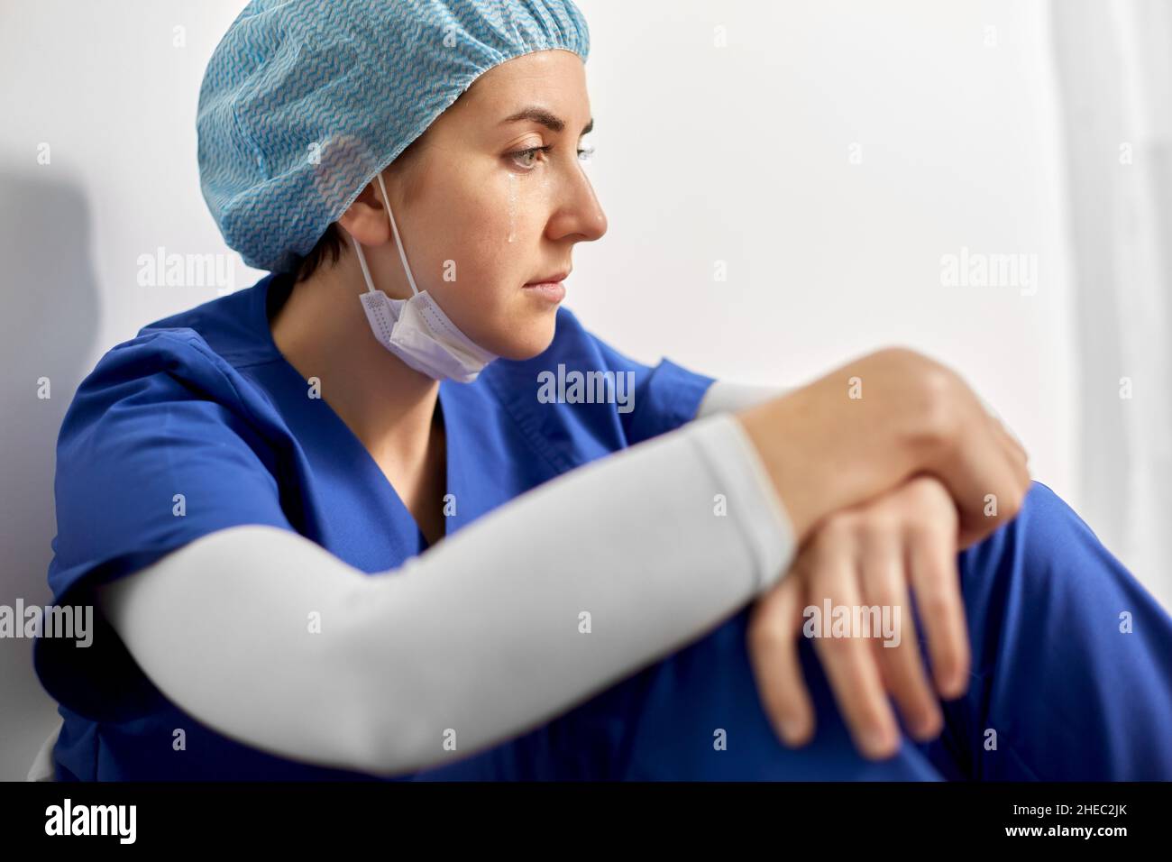 Hospital nurse sad tired hi-res stock photography and images - Alamy