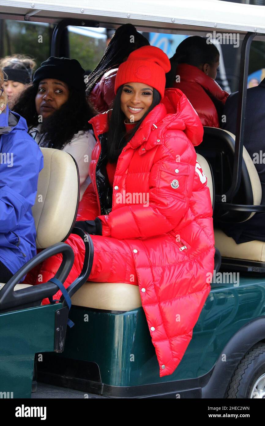 New York - NY - 20191128 Celebrities at the 2019 Macy's Thanksgiving ...