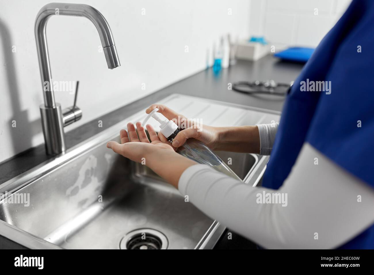 Hand washing nurse hi-res stock photography and images - Alamy
