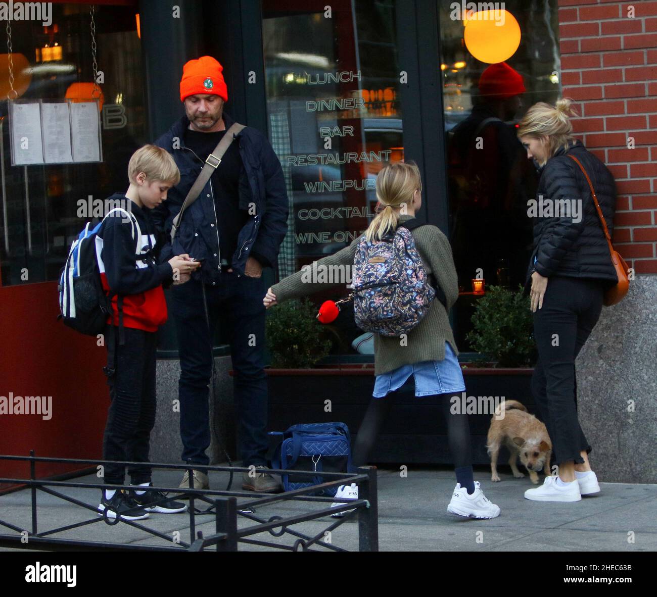 New York - NY - 20190314 Leiv Schreiber Spotted Getting Lunch with ...