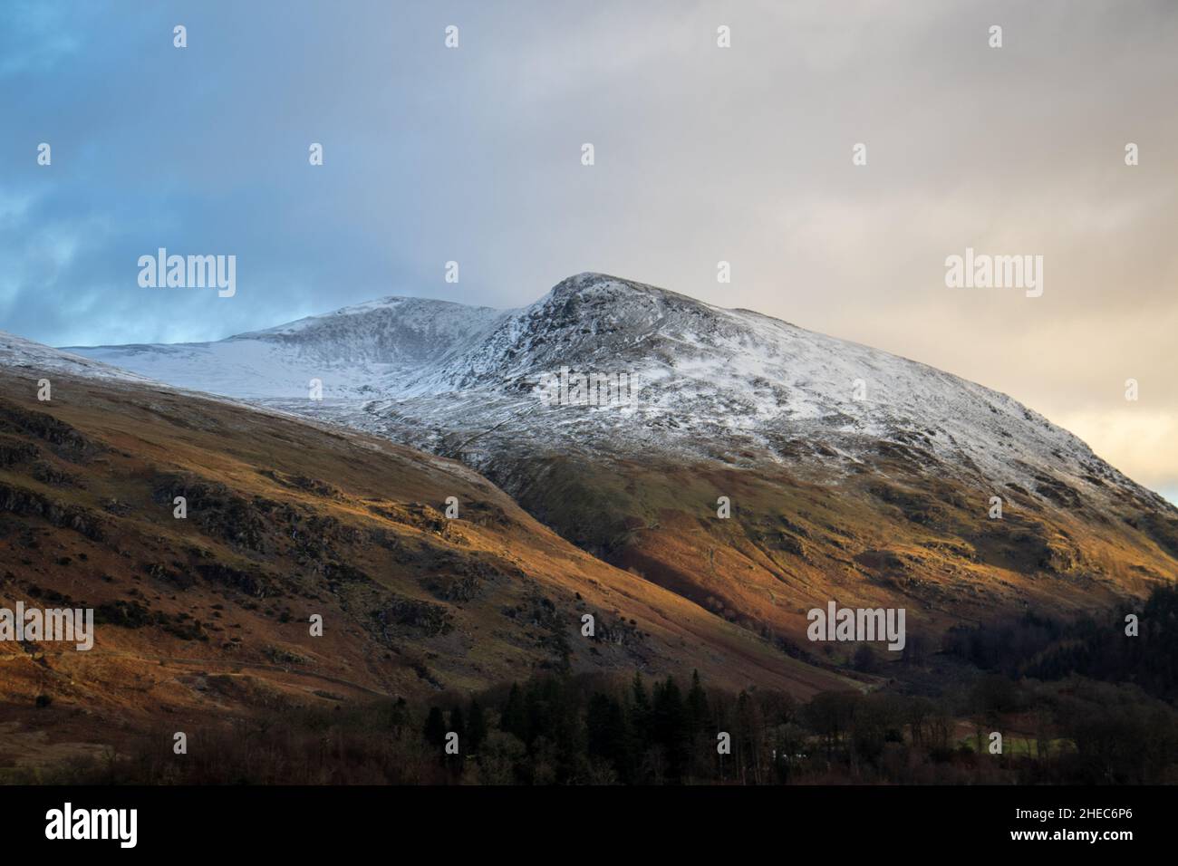 English lake district snow hi-res stock photography and images - Alamy