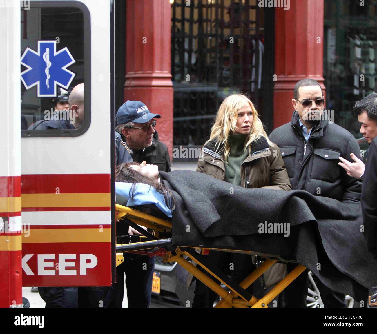 New York - NY - 20190215 Callie Thorne was pictured being taken into an ...