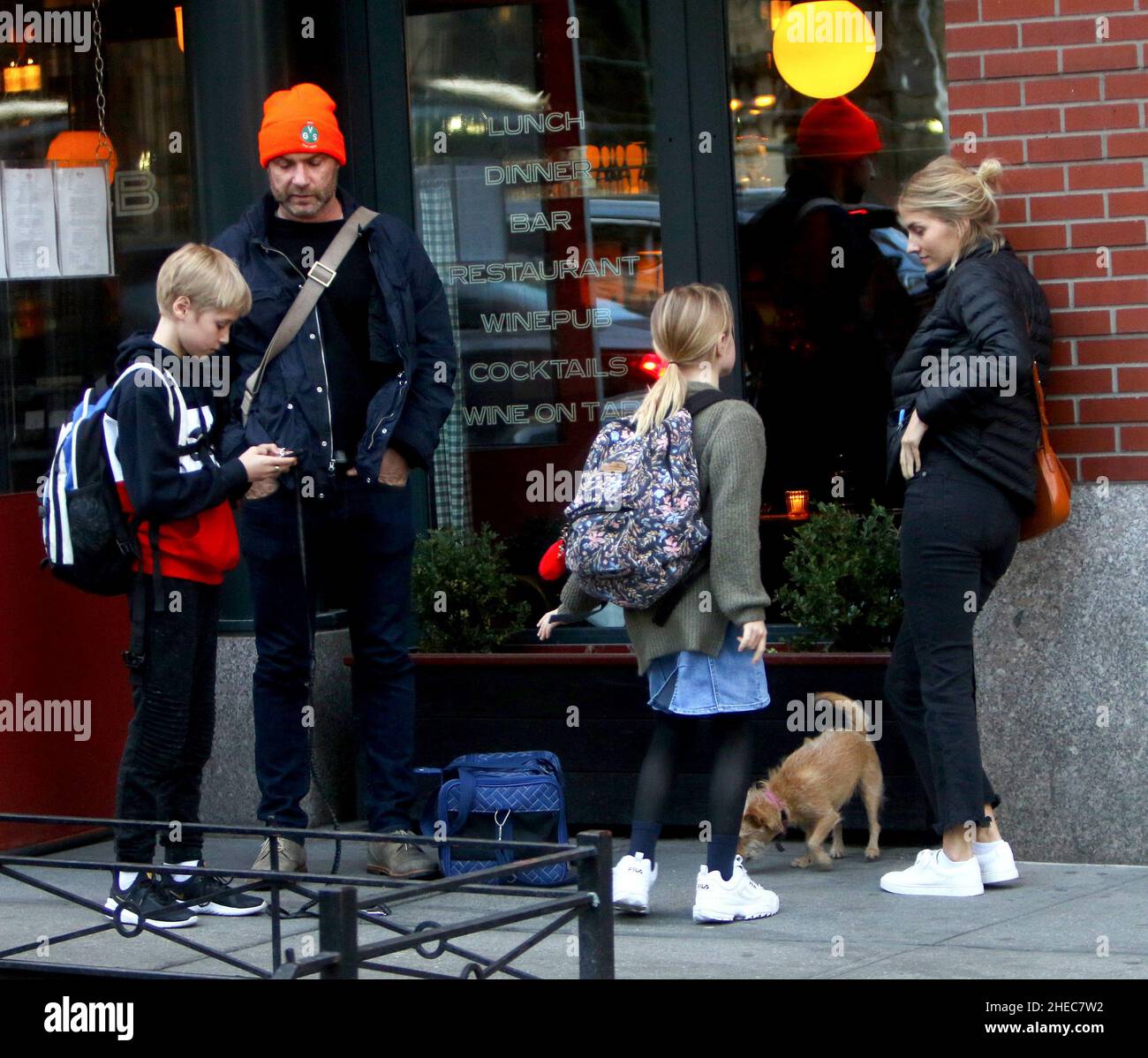 New York - NY - 20190314 Leiv Schreiber Spotted Getting Lunch with ...