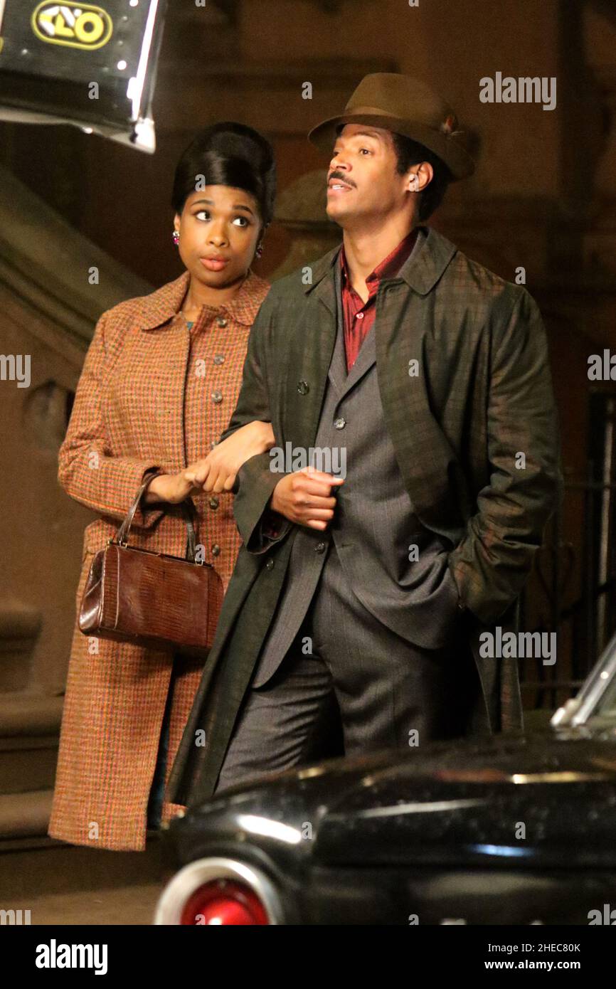 New York Ny 20191106 Jennifer Hudson And Marlon Wayans Share A Kiss