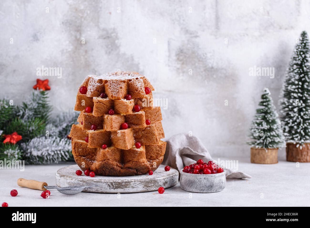 Traditional Christmas Italian cake pandoro Stock Photo - Alamy