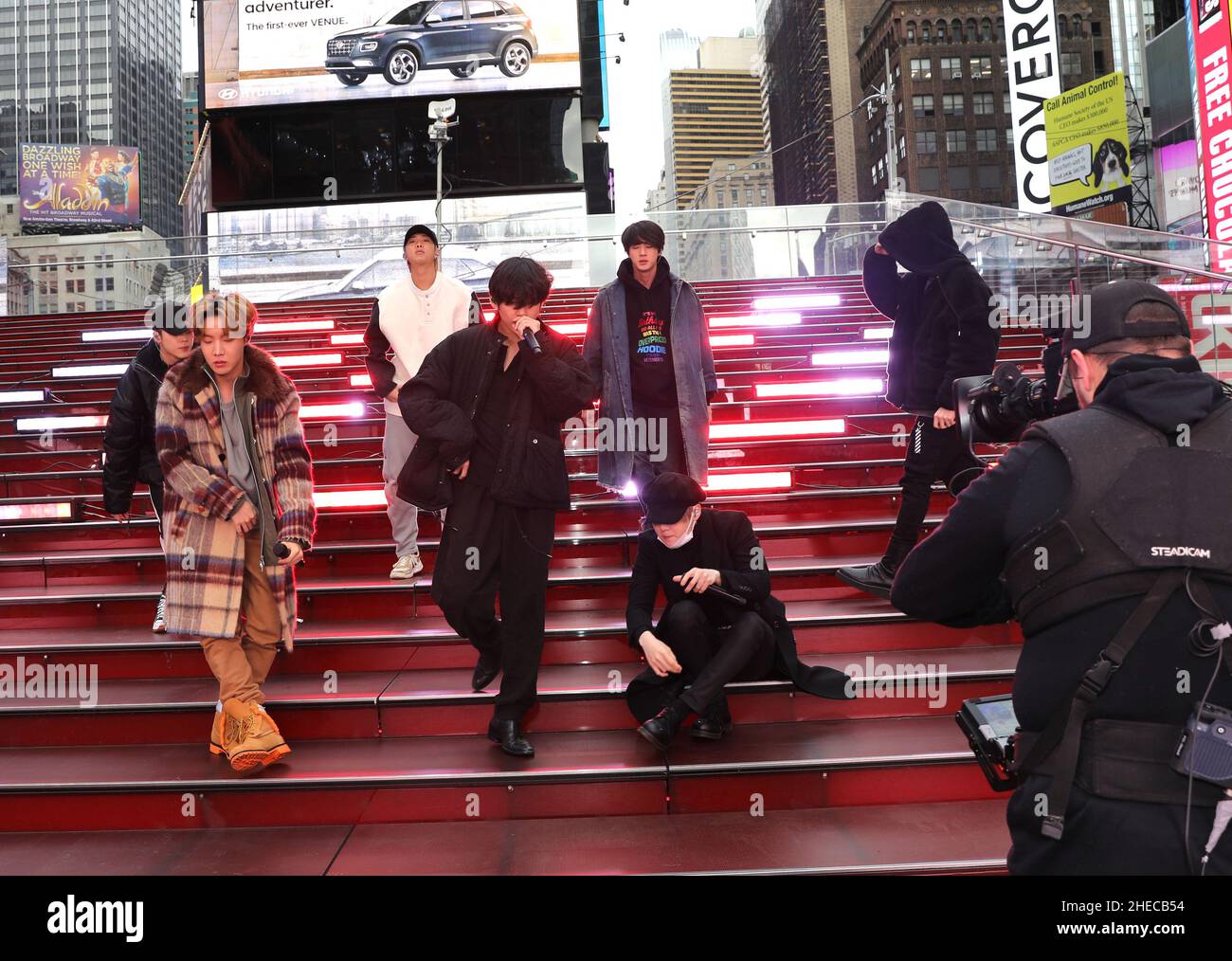 New York - NY - 20191231- Celebrities in Times Square for New Years Eve ...
