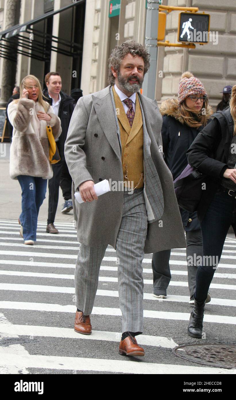 New York - NY - 20190318 Michael Sheen Filming 'The Good Fight' in ...