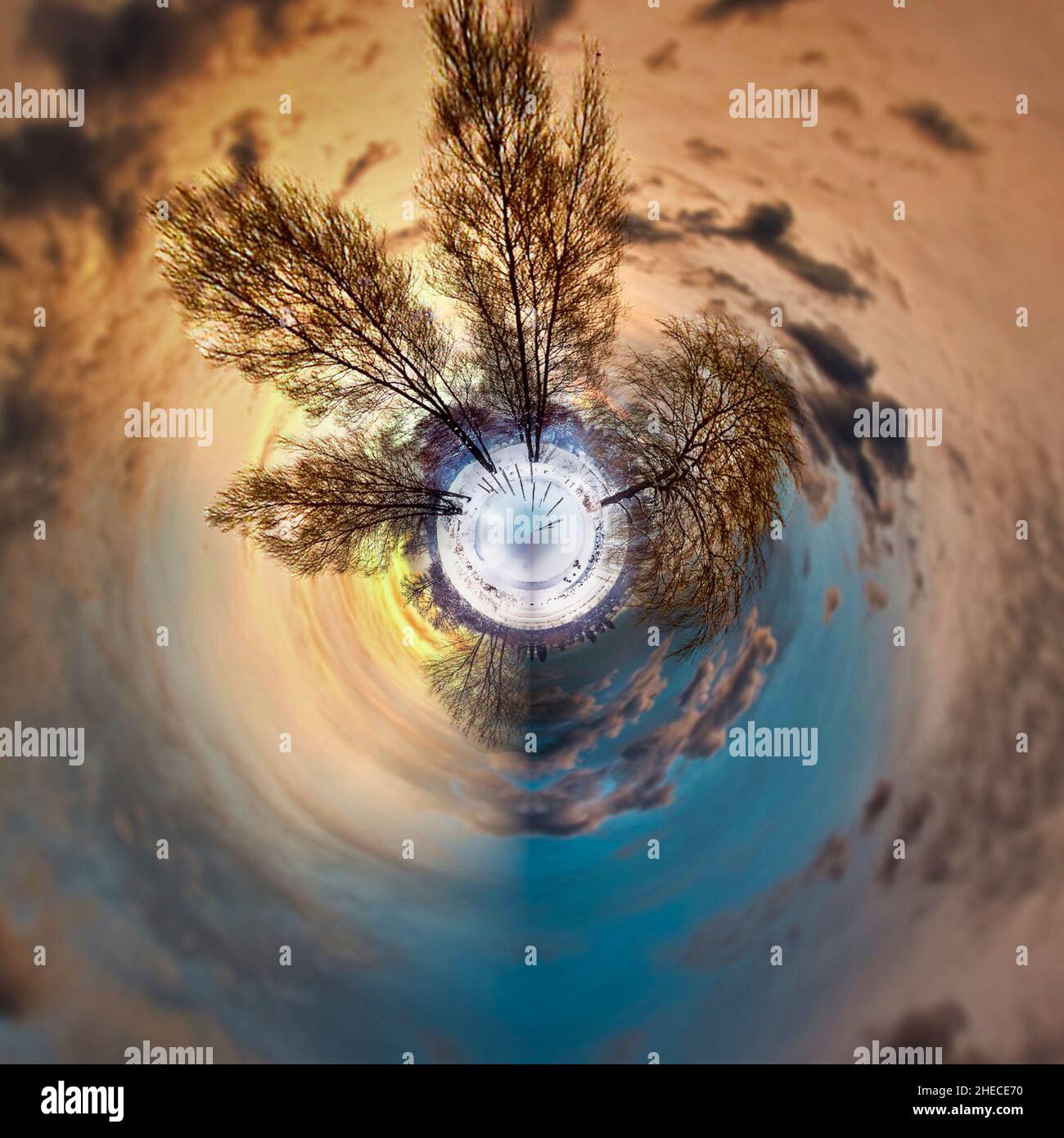 Ice ring hi-res stock photography and images - Alamy