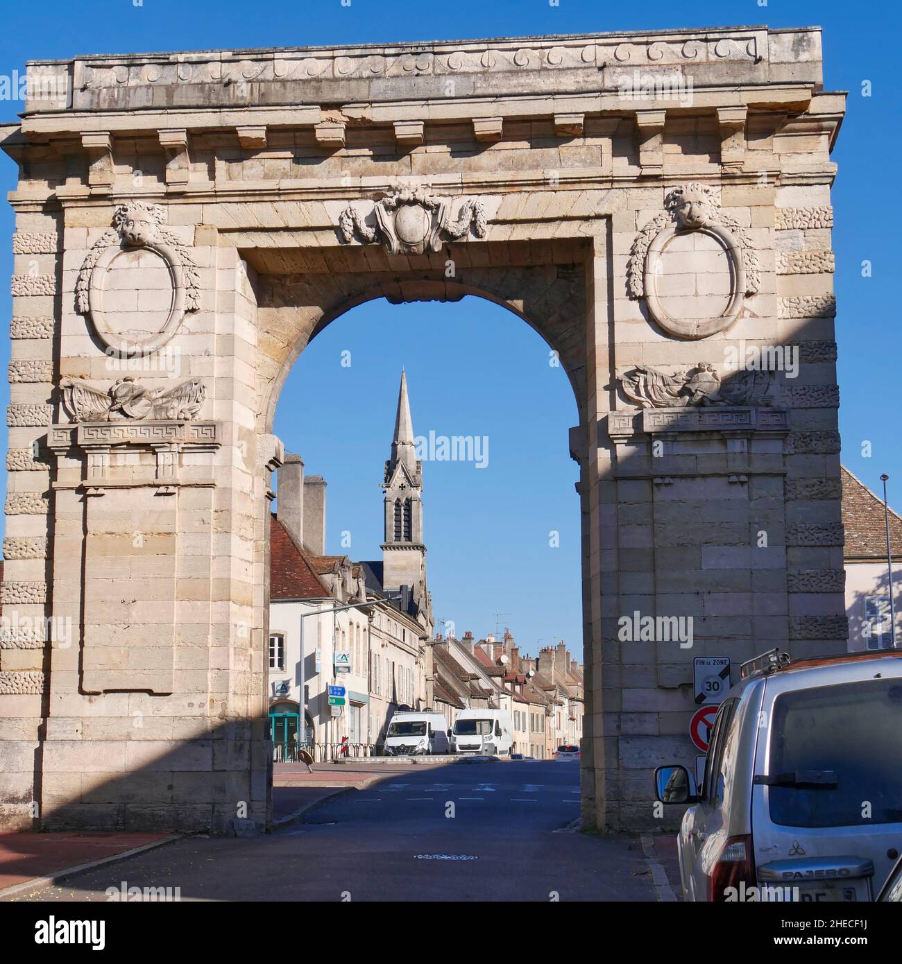 Porte Saint-Nicolas, Rue de Lorraine , Beaune, Bourgogne-Franche-Comté ...