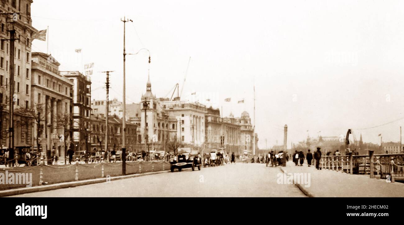 Shanghai bund 1920s hi-res stock photography and images - Alamy