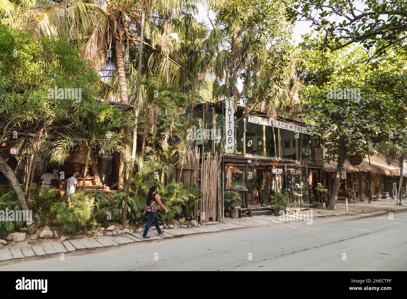 Mexico, Quintana Roo, Tulum, the hotel zone and its shops Stock Photo ...