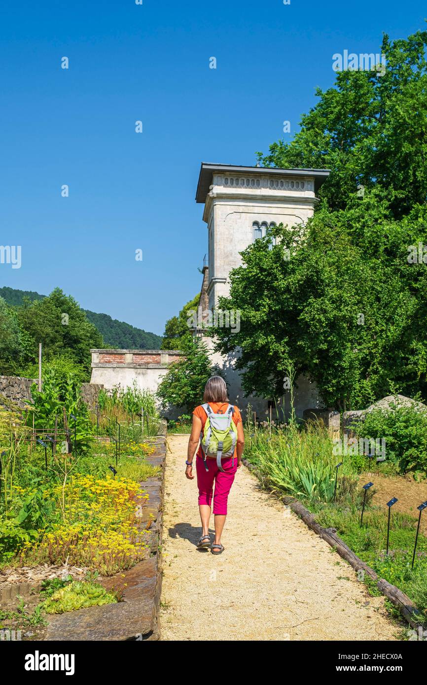 France, Gard, Saint-Jean du Gard, stage on the Stevenson trail or GR 70 ...