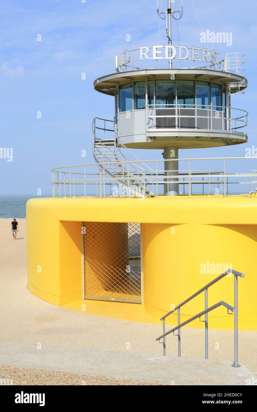 Belgium, West Flanders, Knokke Heist, beach by the North Sea, lifeguard ...