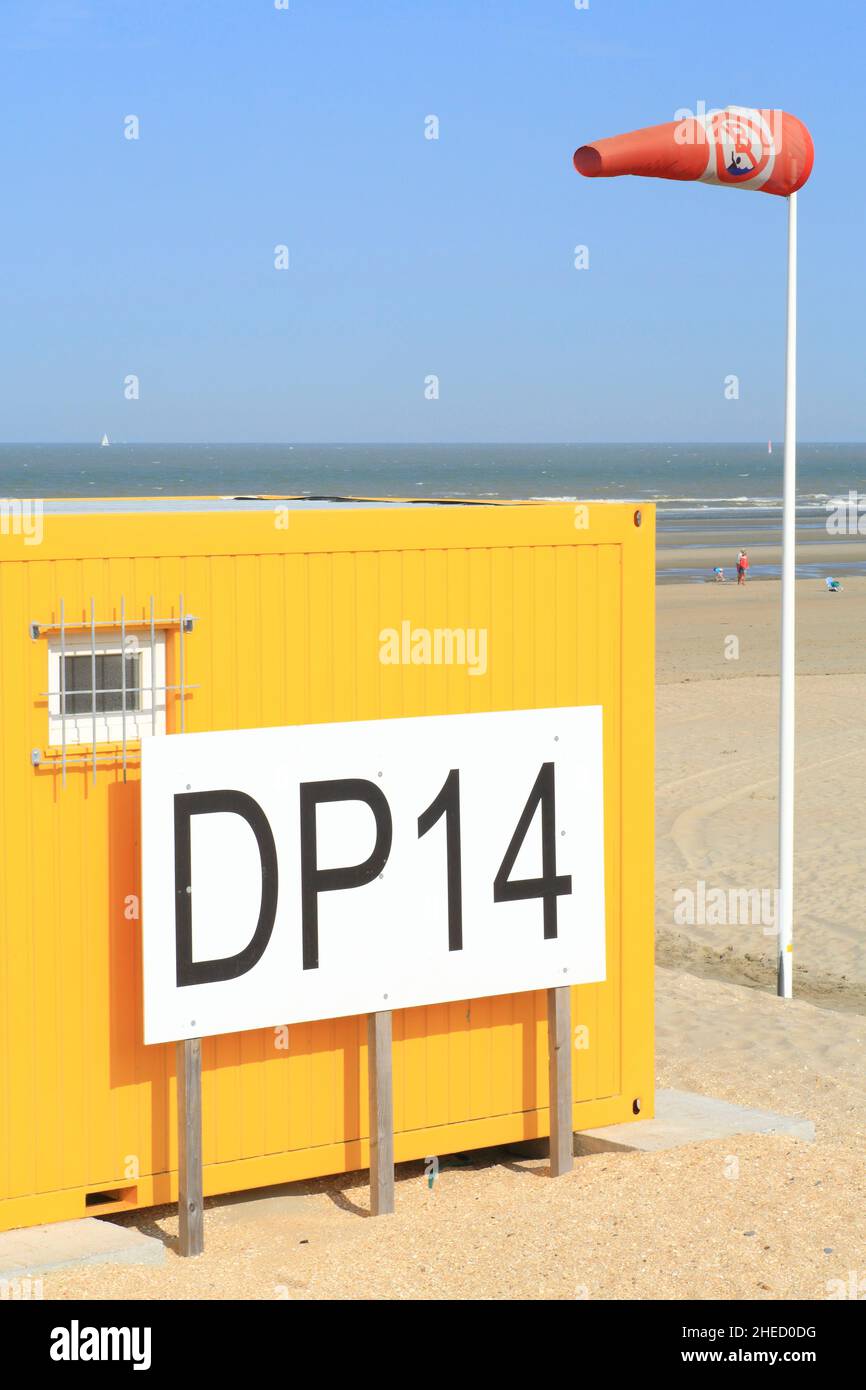 Belgium, West Flanders, De Panne, first aid station (Lifeguard) and his ...