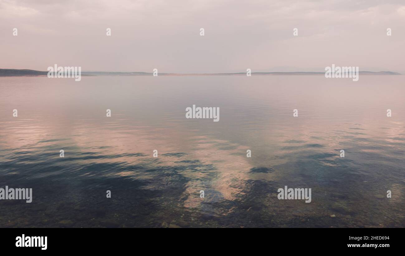 Cloud reflection and natural scenery hi-res stock photography and ...