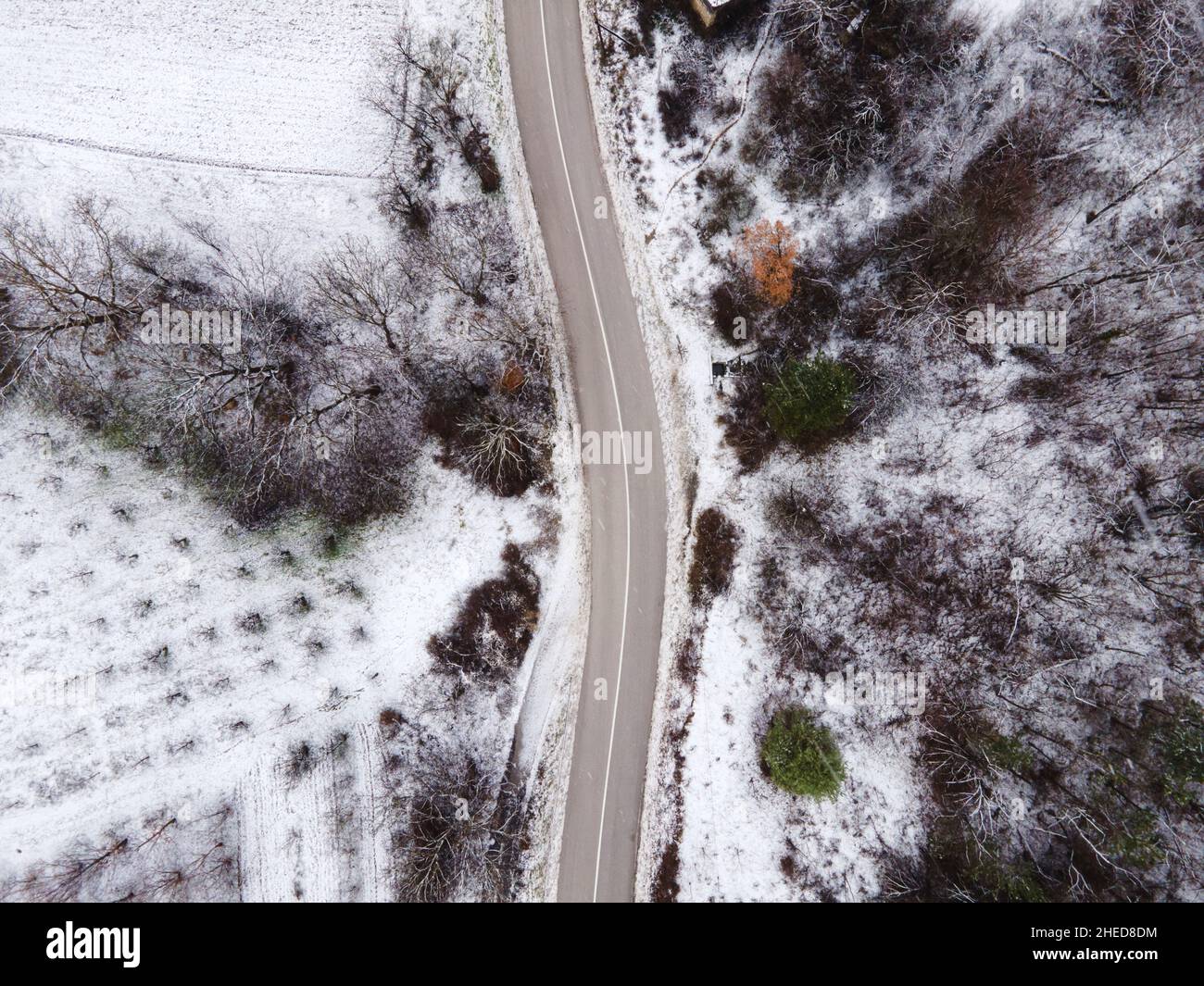 Top angle roads hi-res stock photography and images - Alamy