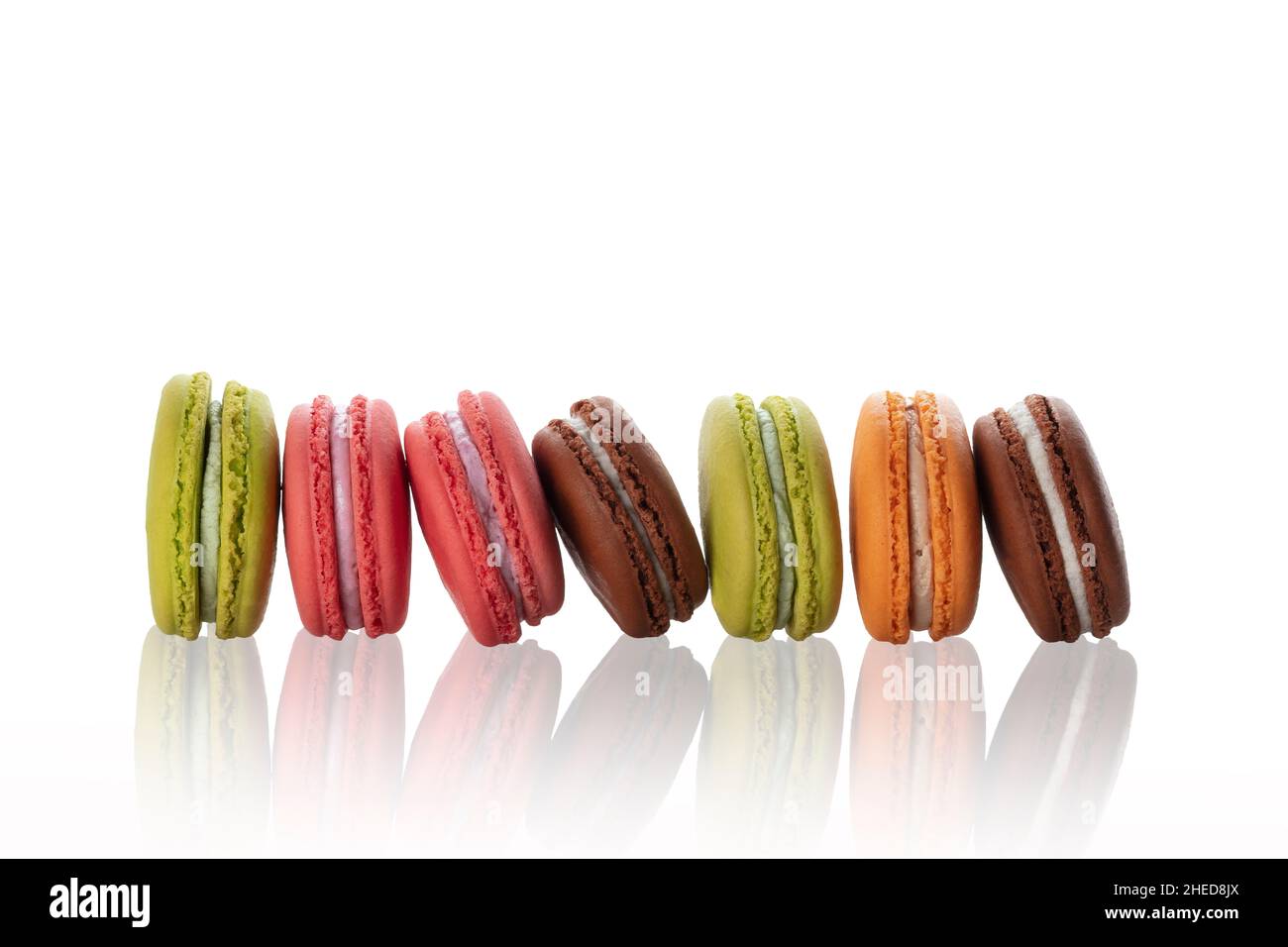 Macaron on black Cut Out Stock Images & Pictures - Alamy