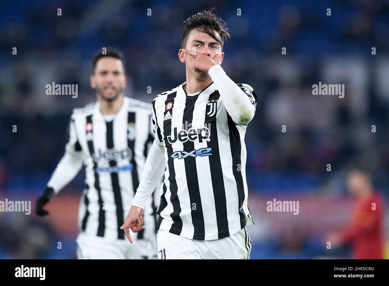 Dybala mask hi-res stock photography and images - Alamy